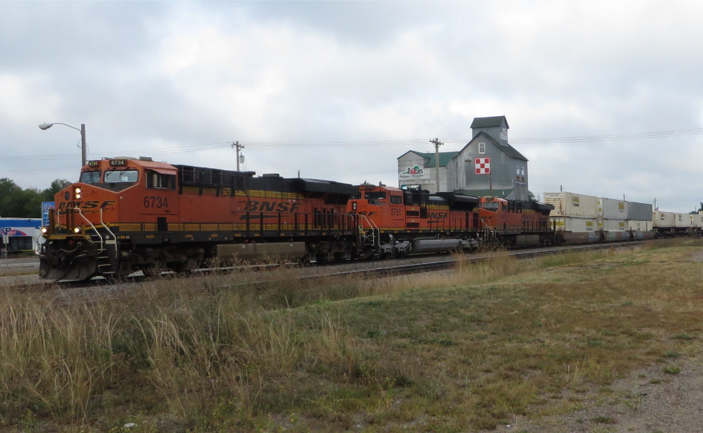 BNSF 6734 East